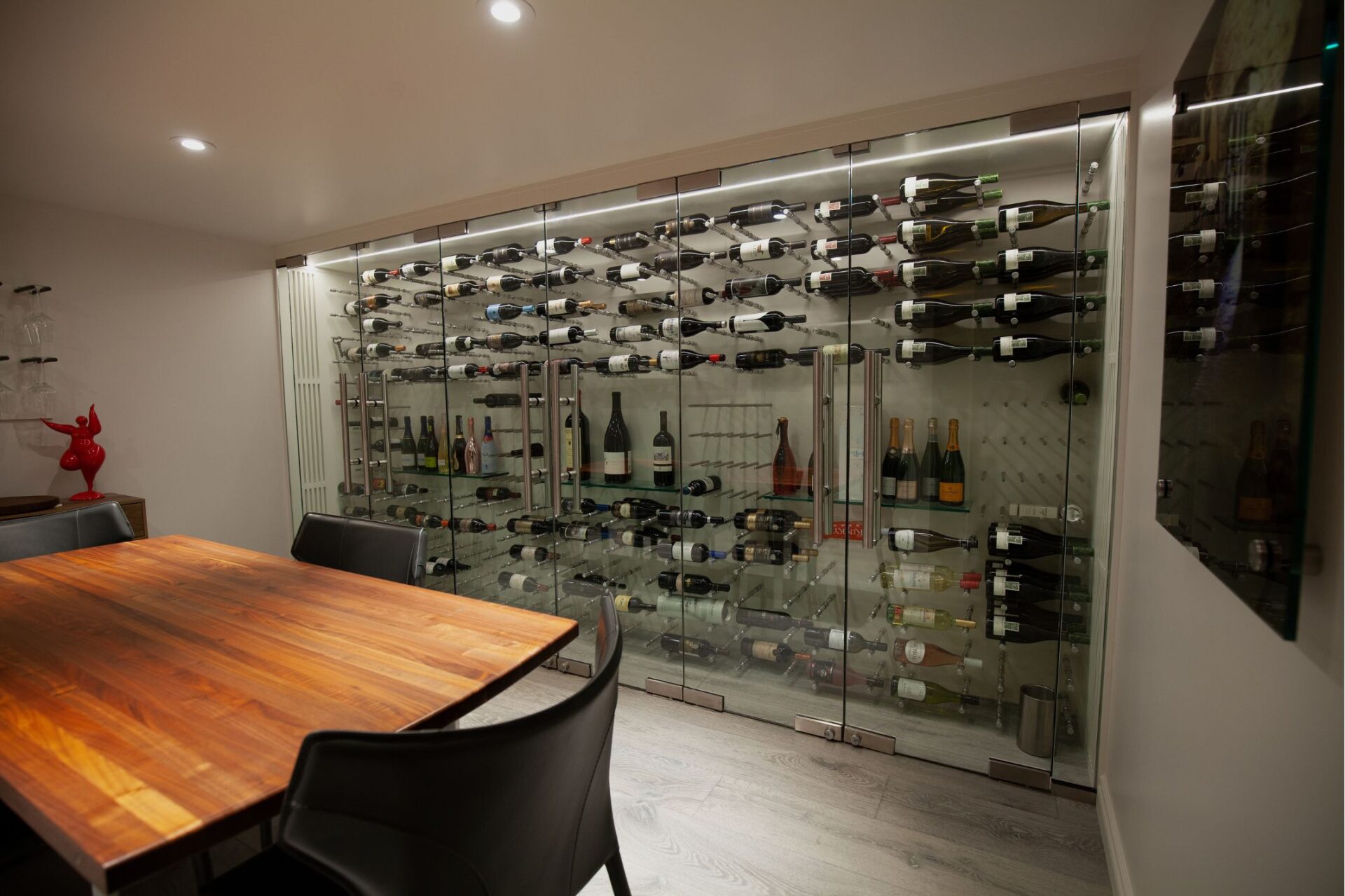 Modern Wine Walls - Custom Glass Wine Wall Design | Genuwine